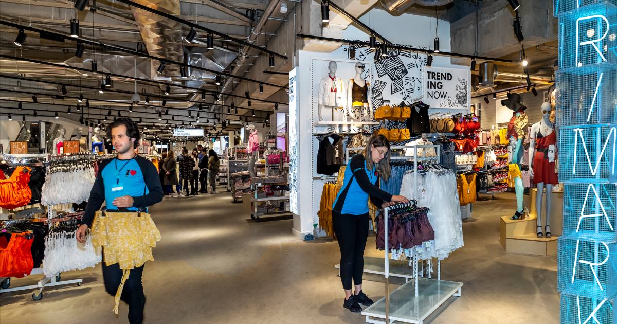Primark in Utrecht gaat morgen open | Woerden | AD.nl