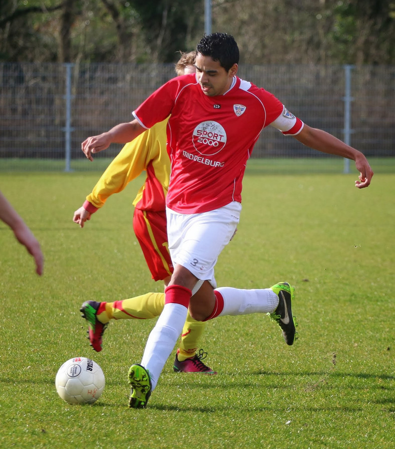 Nul punten en drie geblesseerde keepers, Jong Ambon heeft het zwaar ...