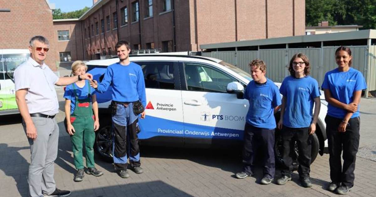 PTS Boom koopt hybride wagen voor autotechniekers in spe: “We springen ...