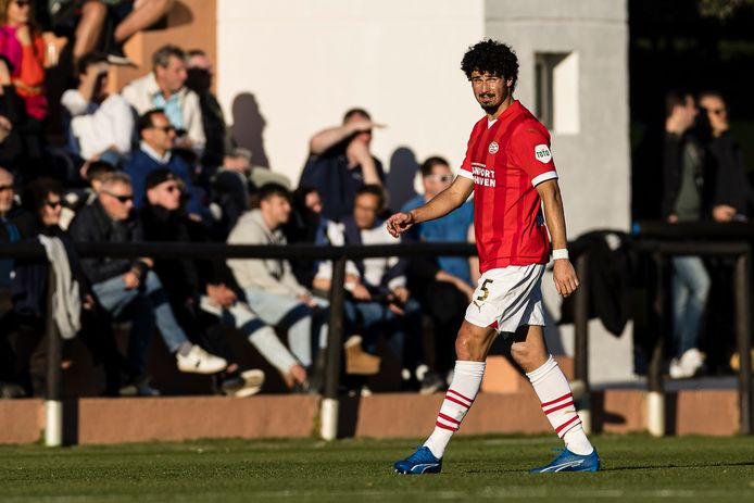 PSV ziet Ramalho met rood vertrekken én weer terugkeren in tumultueus ...
