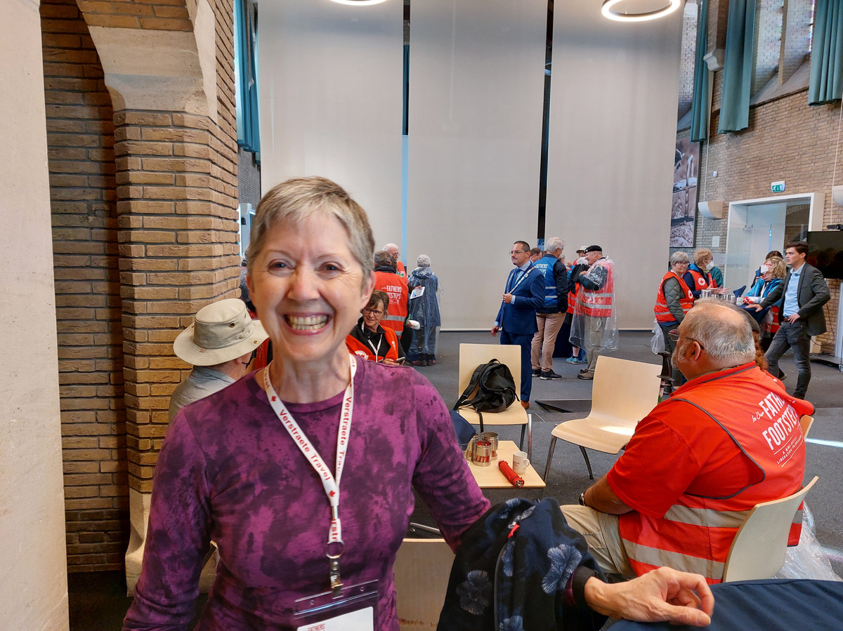 ‘Nu begrijp ik mijn vader pas’: kinderen van jonge Canadezen die voor ...