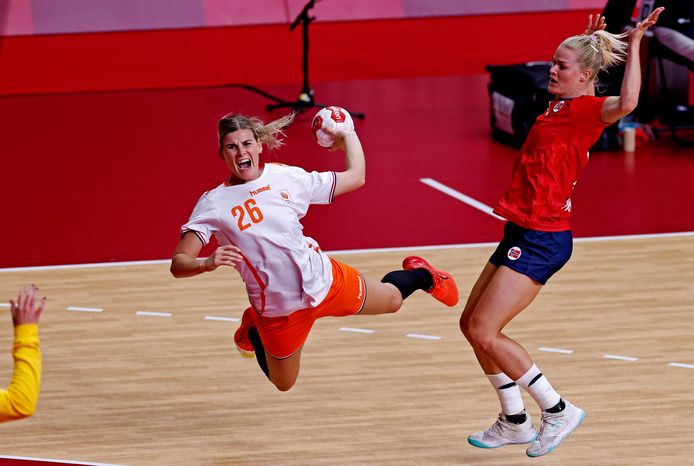 Handbalsters niet langer ongeslagen na boeiend gevecht met Noorwegen ...