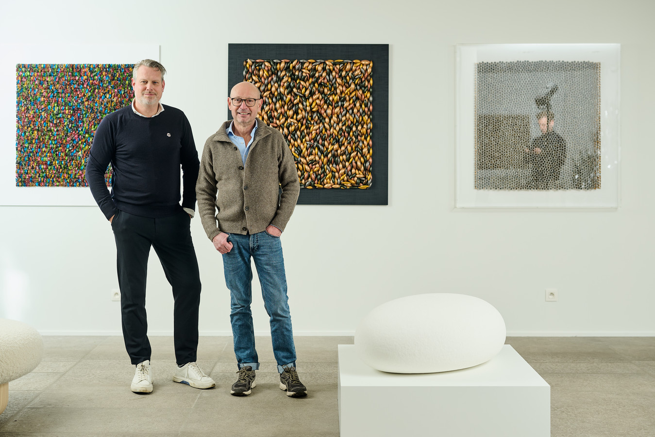 Koffiecapsules krijgen een tweede leven als kunstwerk: “We willen het ...