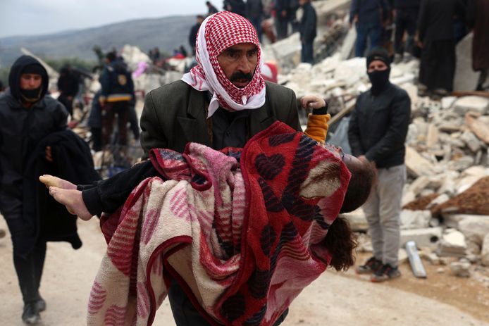 Oorlog, armoede en aardbeving: in het noordwesten van Syrië stapelen de ...