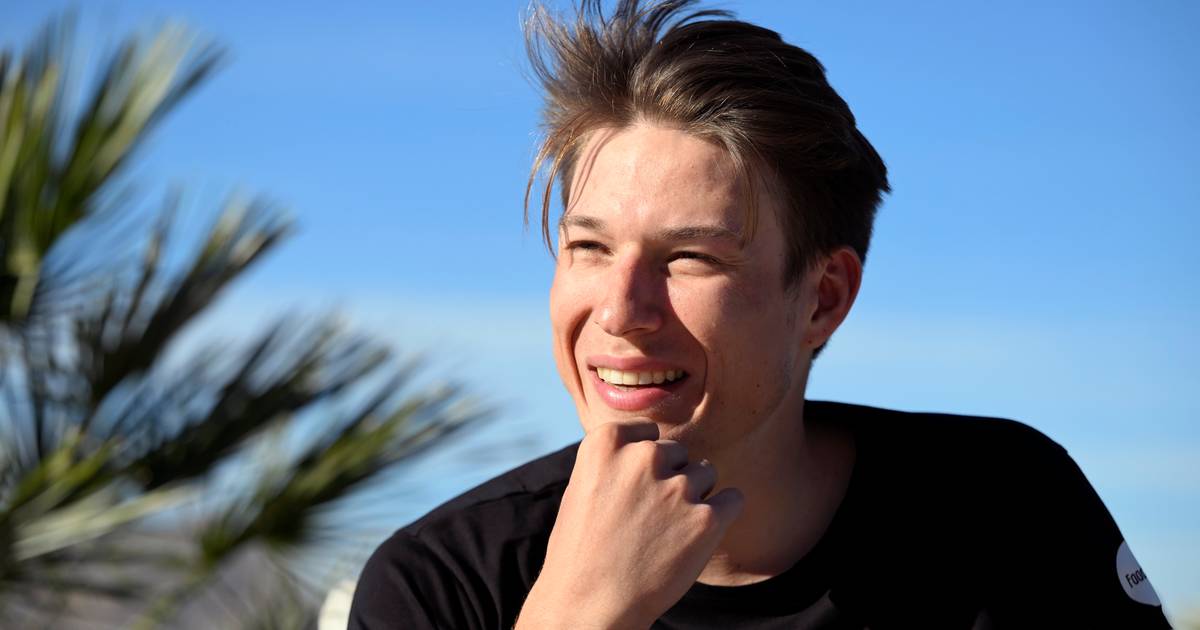 Jasper Philipsen staat voor het jaar van twee grote keuzes: “Deze lente ...