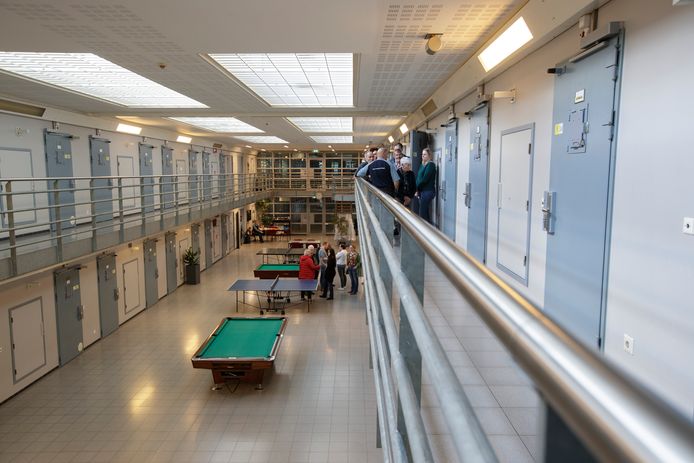 ‘Aircoloze’ gevangenis in Zutphen trotseert hitte: extra ijsjes en ...