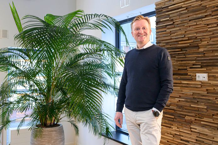 Makelaar Pieter van Wensen uit Klundert begon met niets: ‘Ik stopte ...