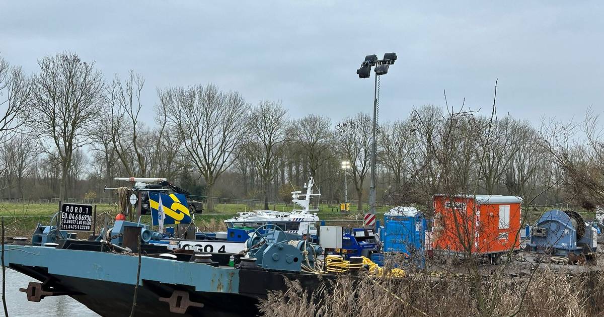Berging van gezonken binnenschip op de Schelde verloopt vlot ...
