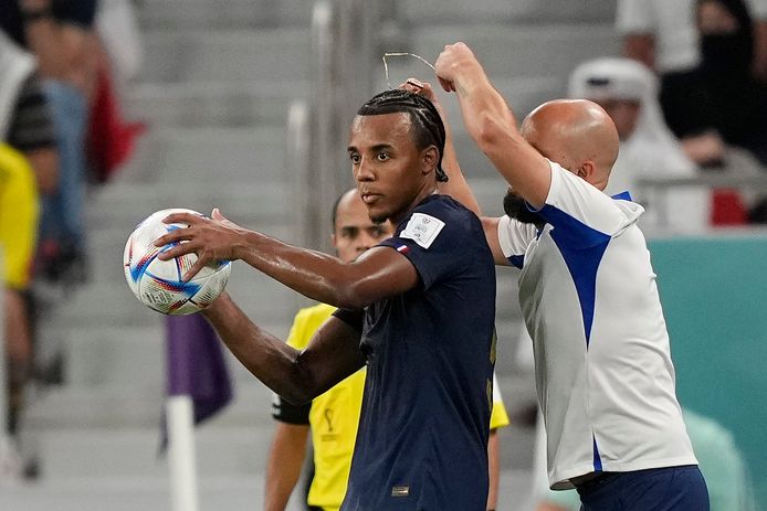 Didier Deschamps woedend op ‘kettingspeler’ Jules Koundé: “Hij heeft ... Didier Deschamps woedend op ‘kettingspeler’ Jules Koundé: “Hij heeft ...