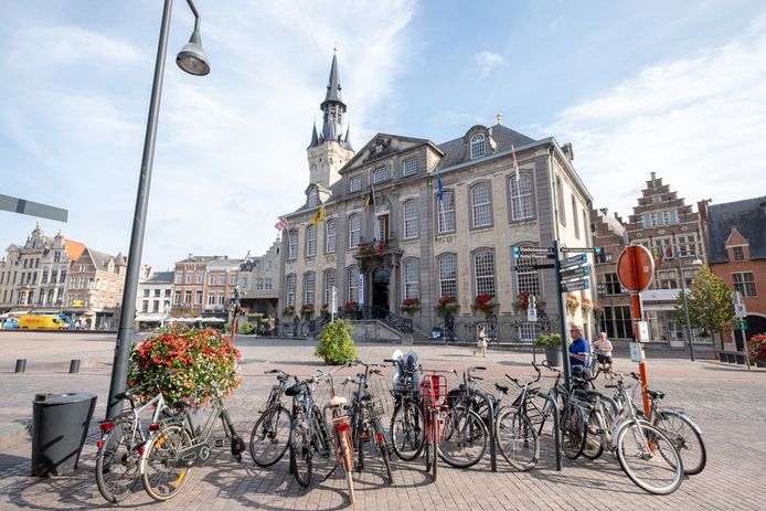 Stad zoekt inburgeringscoaches | Lier | hln.be