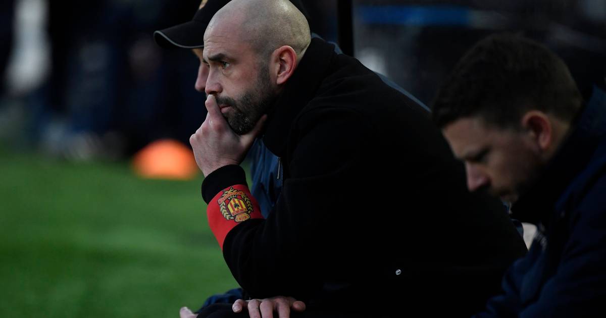 Steven Defour ziet KV Mechelen voorsprong uit handen geven na rode ...