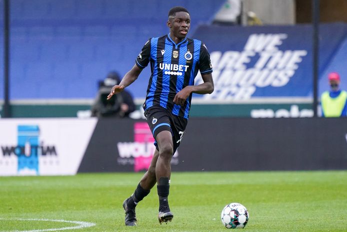 Geslaagd debuut voor 16-jarige Noah Mbamba: “Aan de bal is hij ...