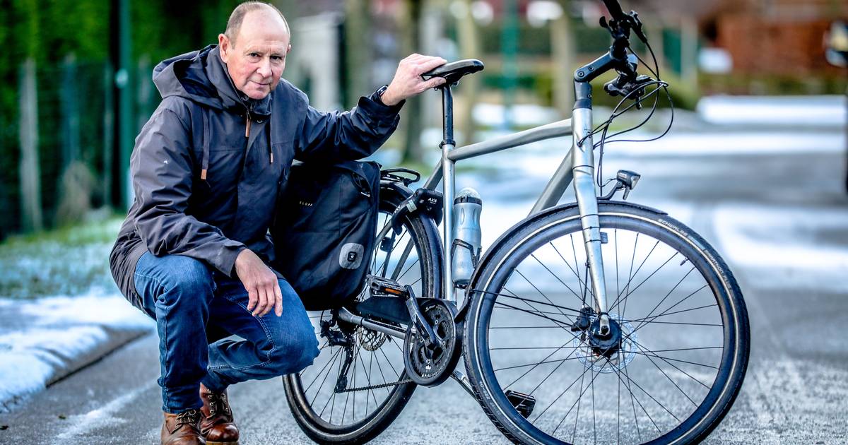 Ex-postbode Marnix (60) fietste in 2023 meer kilometers dan Wout van ...