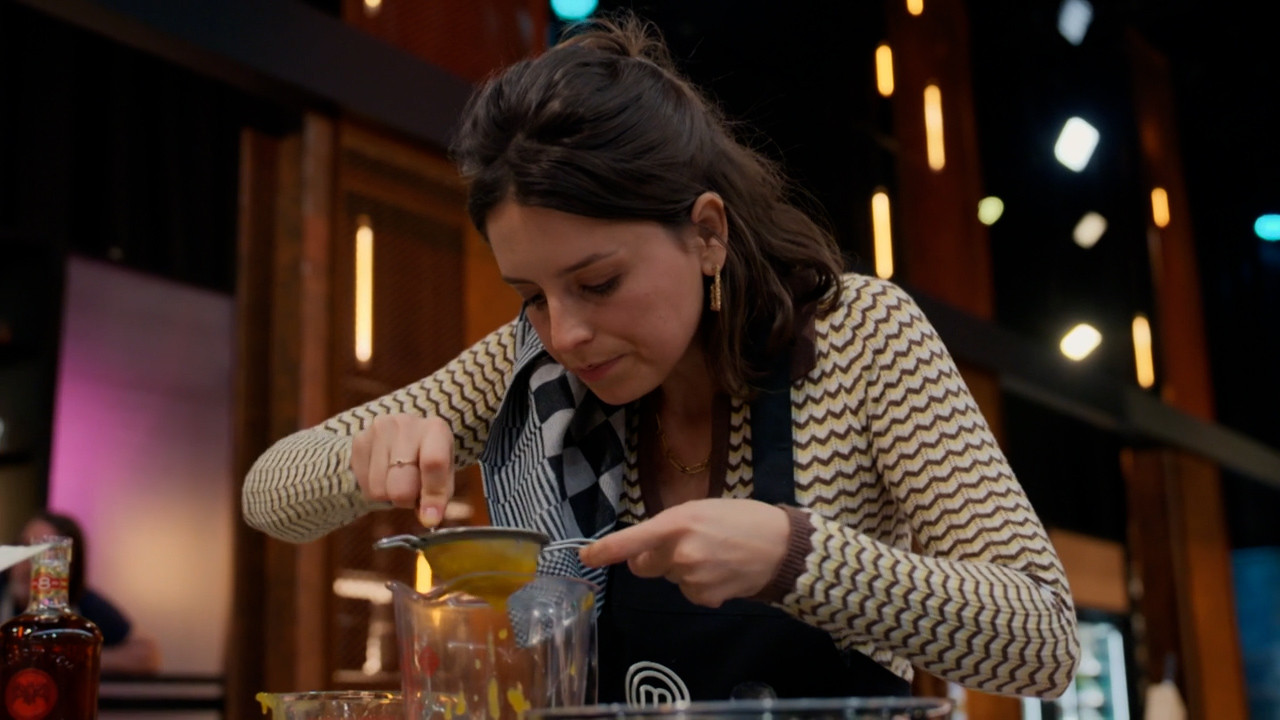 ‘Thuis’-actrice Lynn Van den Broeck vroeg Mathias Vergels zelf ten ...