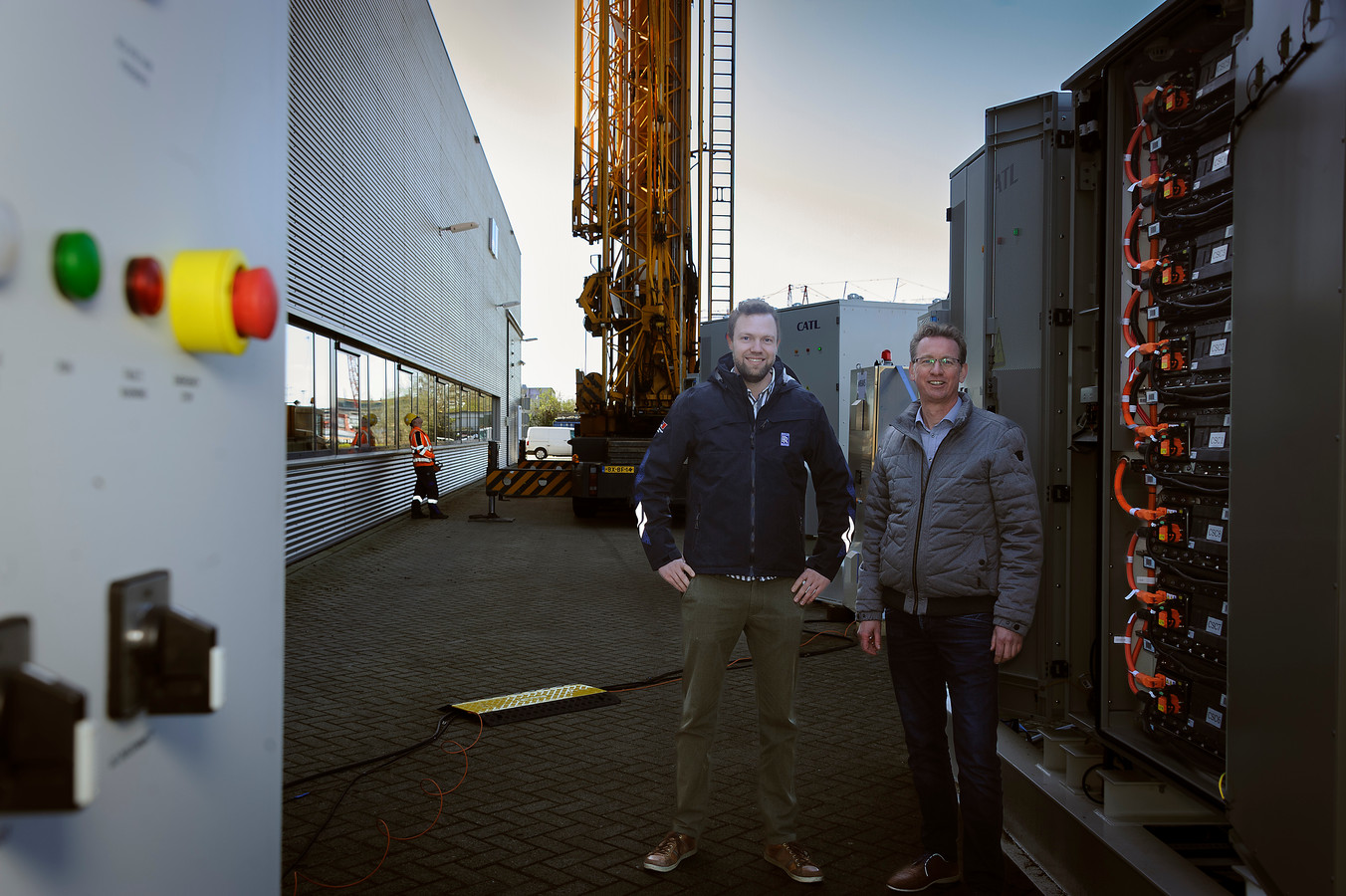 Grootste batterijopslag van Europa in Dordt getest: ‘Het is uniek wat ...