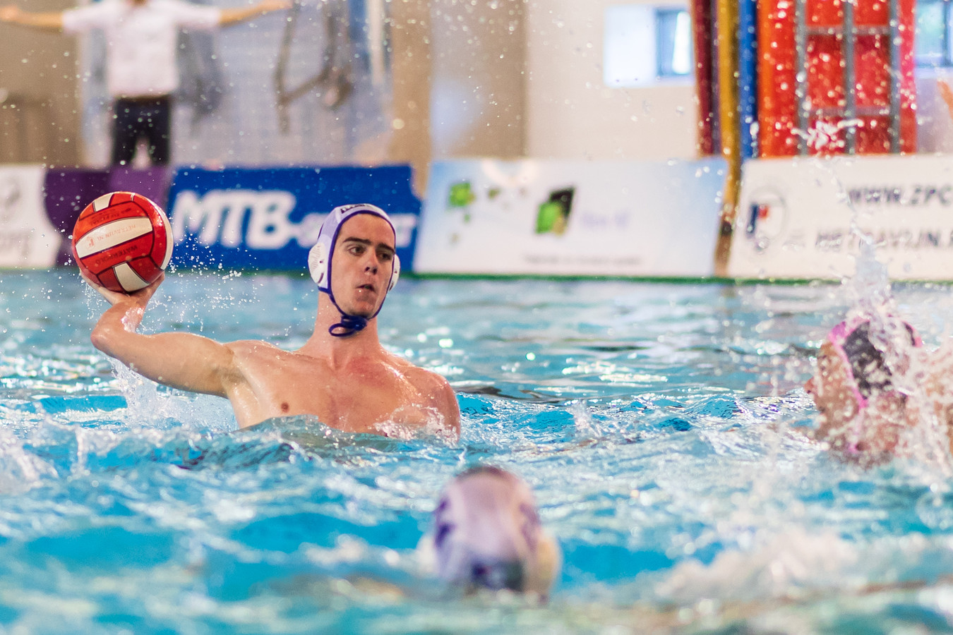 Waterpolo: mannen Het Ravijn gedragen zich als echte koploper | Foto ... Waterpolo: mannen Het Ravijn gedragen zich als echte koploper | Foto ...