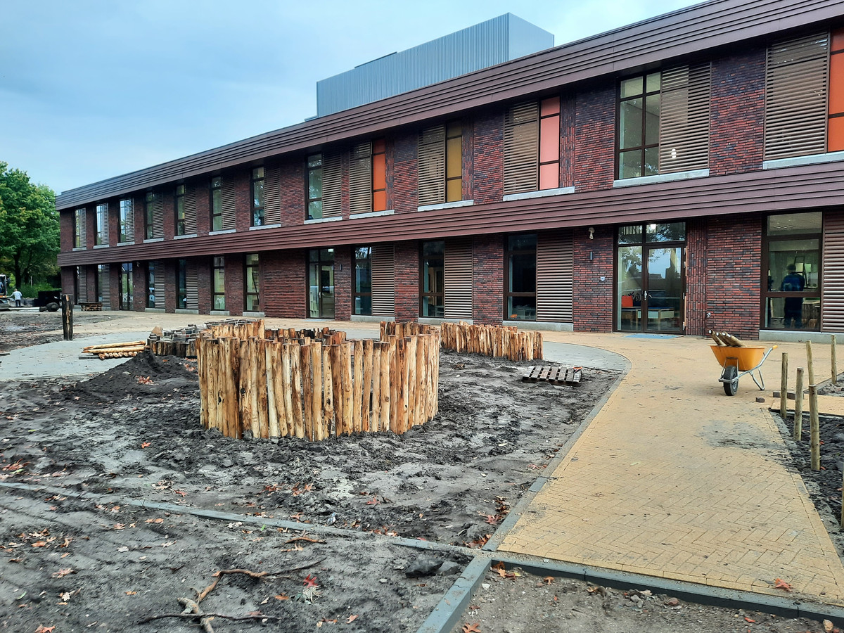 Directeur Elly gunt haar kinderen deze nieuwe school énorm: ‘Ik hoop ...