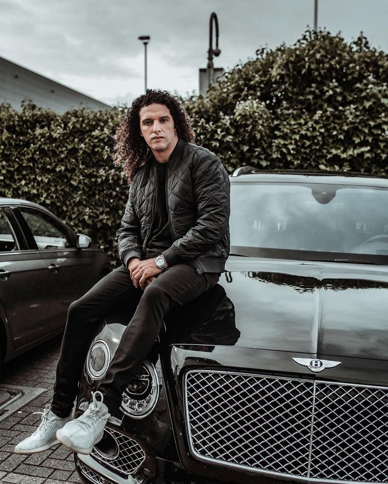 Na een drugs- en seksverslaving komt deze orkaan voor Ali B op een piek ...