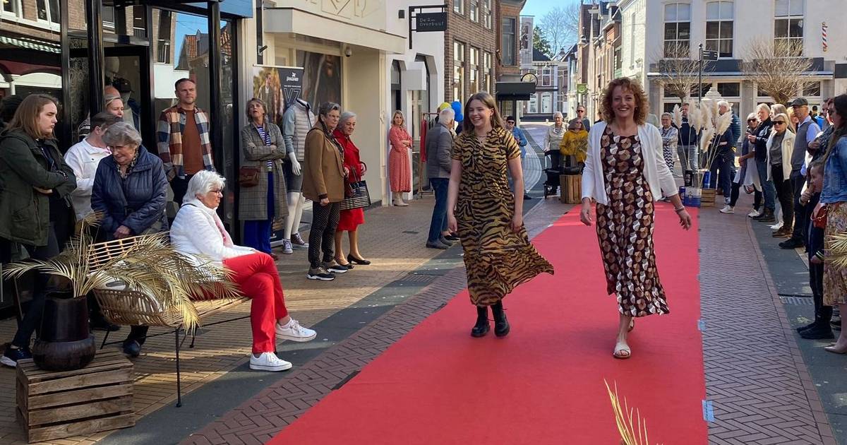 Steenwijk verandert in catwalk tijdens Fashion Weekend: ‘Mensen willen ...