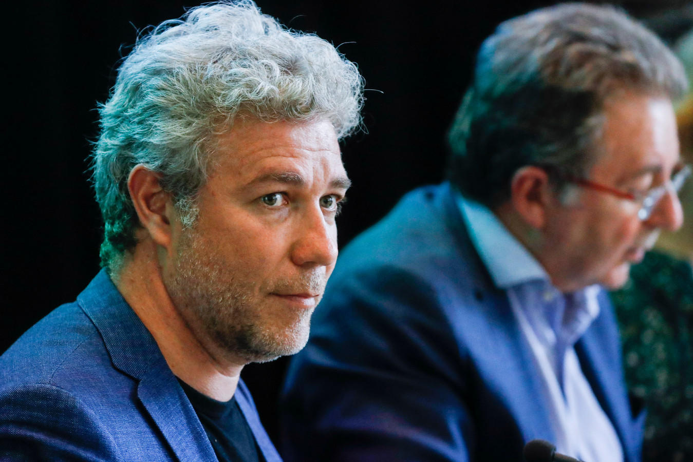 Brussels Parlement gaat vervroegd debatteren over corona-aanpak | Foto ...