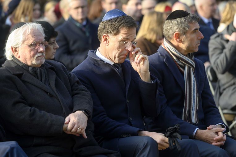 Het voorlezen van 102 duizend Holocaust-slachtoffers is krachtig in al ...