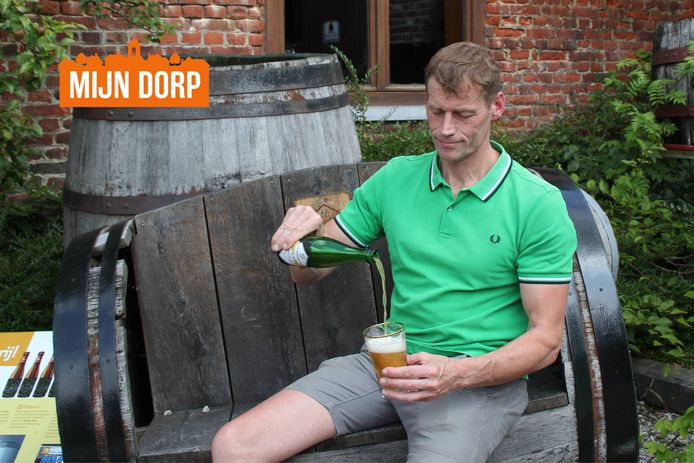 MIJN DORP. Karel Goddeau (50), brouwer van Geuzestekerij De Oude Cam ...