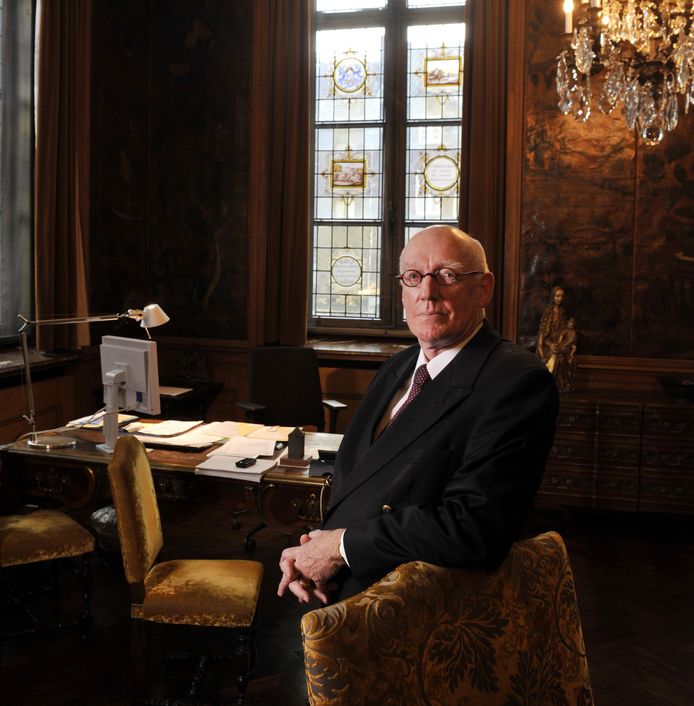 In beeld | Jan Mans, crisismanager tijdens inktzwarte episode in ...