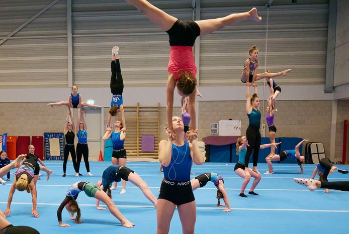 Turners in de spotlights: jubileumshow met alle disciplines | Maashorst ...