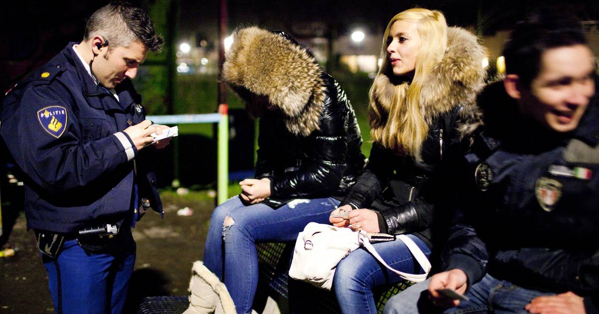 'Afkomst irrelevant bij jeugdcriminaliteit' | Binnenland | AD.nl