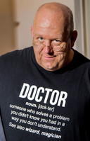 Jan Bonte na coronakritiek aan de kant gezet door ziekenhuis: wie is ...