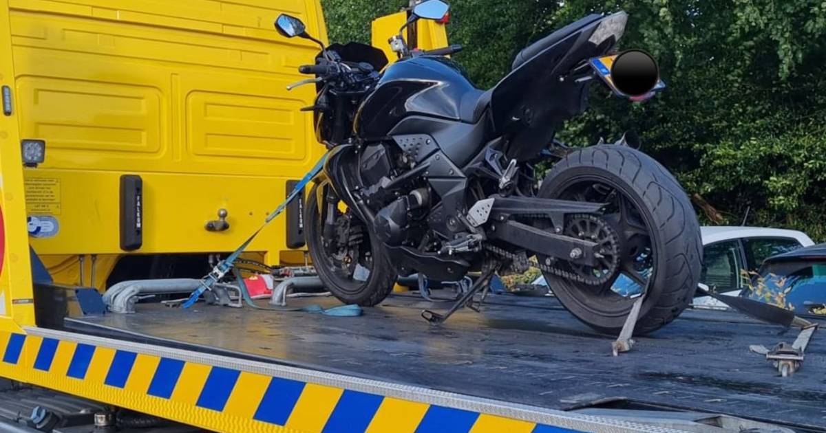 Motorrijder stopt niet voor politie en scheurt met 194 kilometer per ...