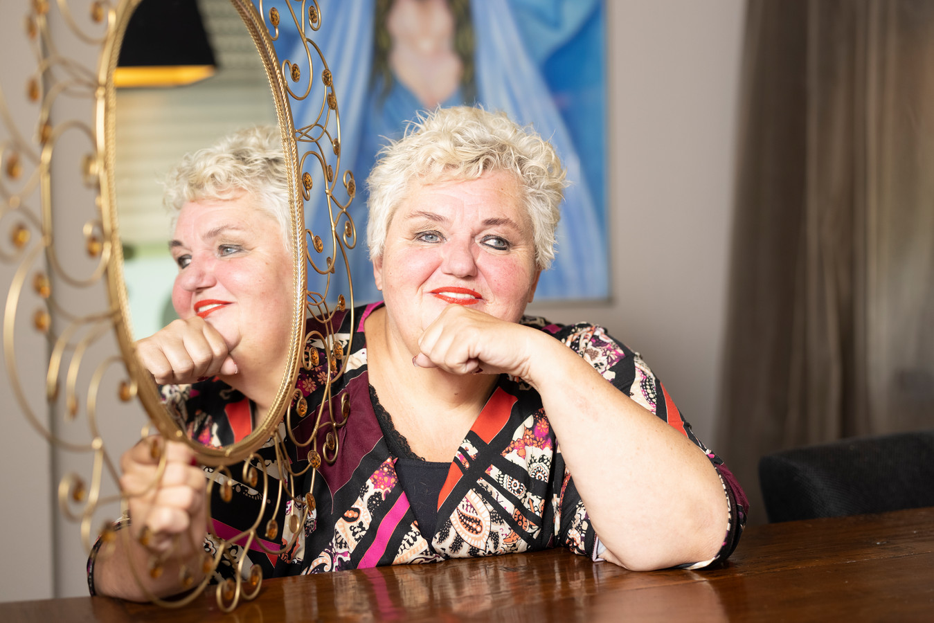 Wie is de vrouw achter Enschedees Medium Anita? ‘Heb dagelijks contact met overledenen, maar ben ...