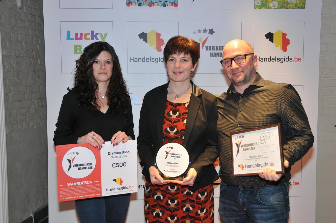 Sonja en Pascal verkozen tot vriendelijkste handelaars | Foto | hln.be