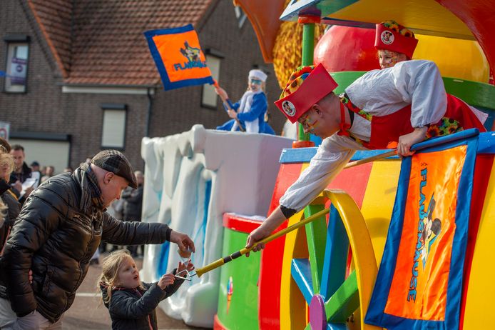 Nagenieten van carnaval in Someren-Eind, Karvanstal is een blijvertje ...
