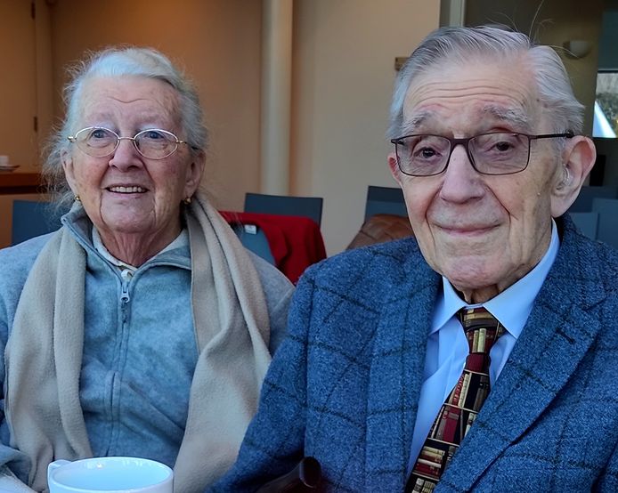 Roger (100) die legendarisch pannenkoekenhuis Gwenola in Gent oprichtte ...