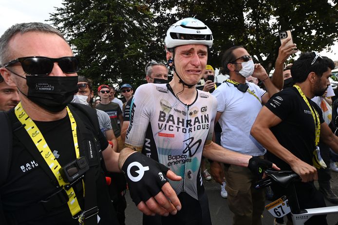 Ritwinnaar Mohoric schiet eerst vol en loopt dan helemaal leeg: “Ik ...