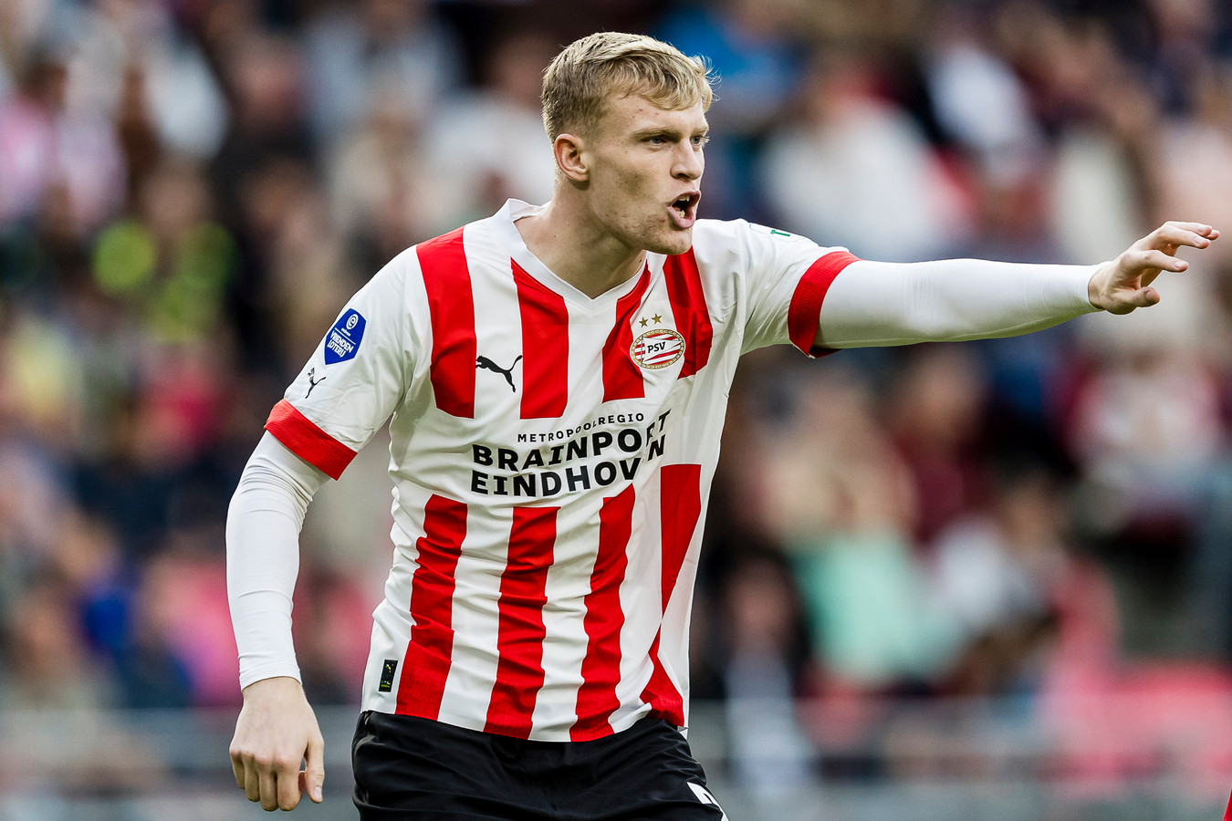 PSV maakt de belofte aan Branthwaite meteen waar | Foto | AD.nl