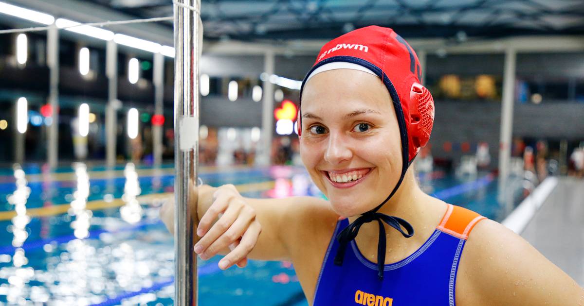 Waterpolokeepster Sarah Buis terug bij UZSC na avontuur in Hongarije ...