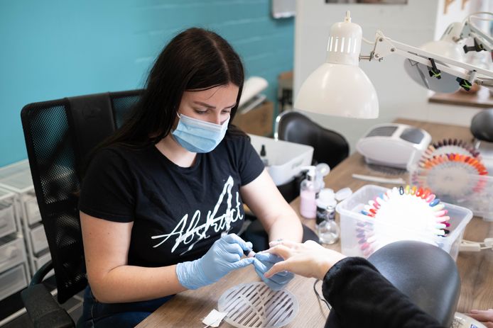 ‘Polished’ uit Heist-Goor is bij de vijf beste schoonheidssalons van ...