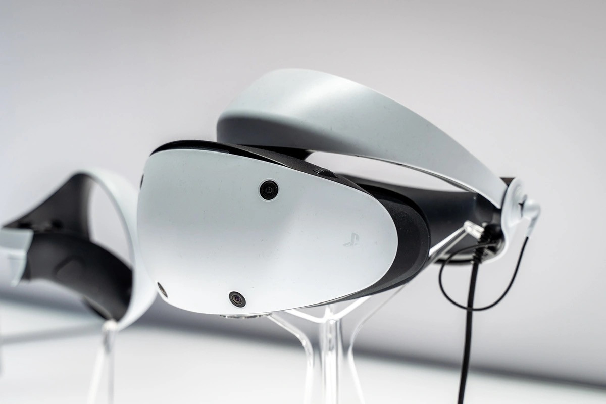 De nieuwe VR-bril van de PlayStation 5 is indrukwekkend | Foto | AD.nl