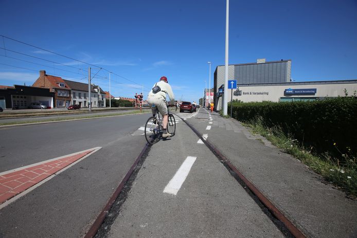 Fietssnelweg tussen Brugge en Zeebrugge krijgt vorm | Brugge | hln.be