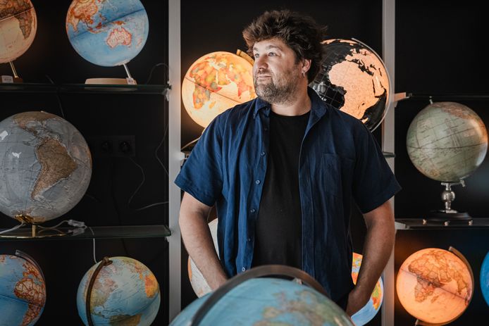 Gentse auteur Rik Merchie (40) lost in nieuwe roman oudste mysterie in ...