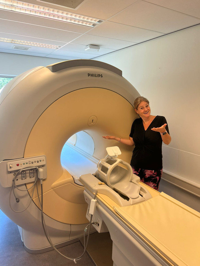 Minder angst bij kinderen door te oefenen met deze nep MRI-scanner ...