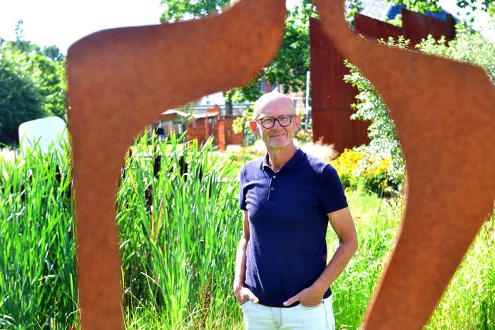 Boddaert exposeert in stadstuin: ‘Ik ben geen kunstenaar. Het is gewoon ...