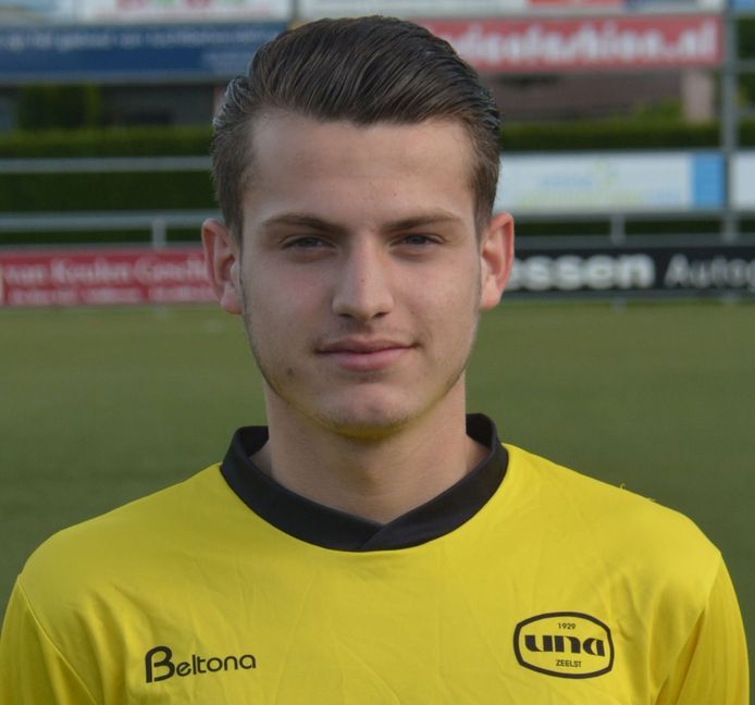 Robbert Born verruilt jeugdliefde UNA voor Marvilde | Amateurvoetbal ...