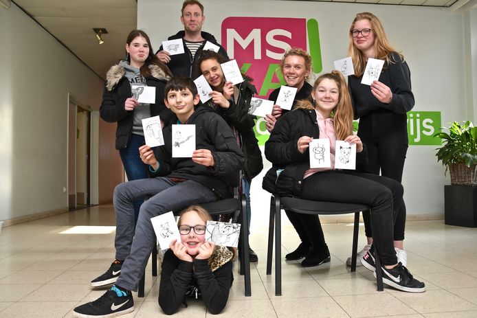 MSKA verkoopt zelfgemaakte postkaartjes voor Australian Wildlife ...