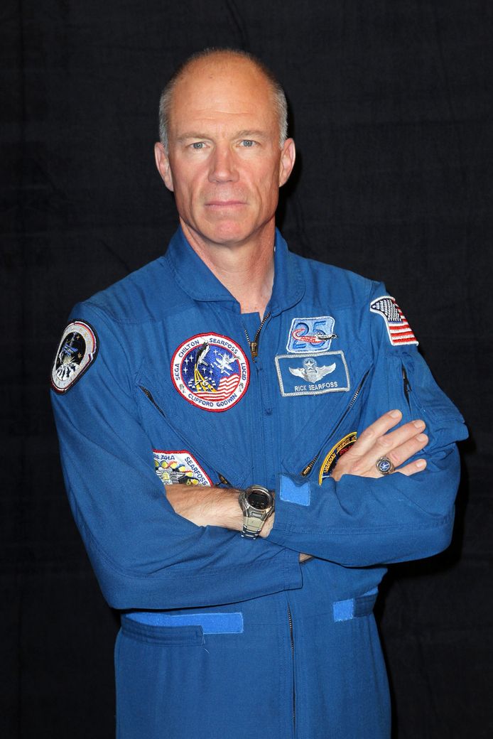 Amerikaanse astronaut Richard Searfoss overleden | Wetenschap | hln.be