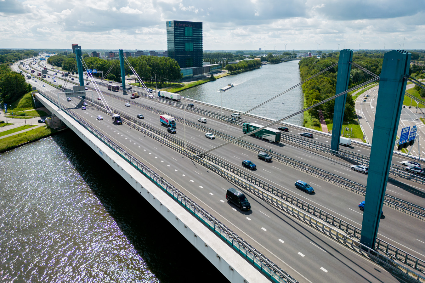 Primeur met trajectcontrole bij wegwerk A12 Utrecht levert 5264 boetes ...