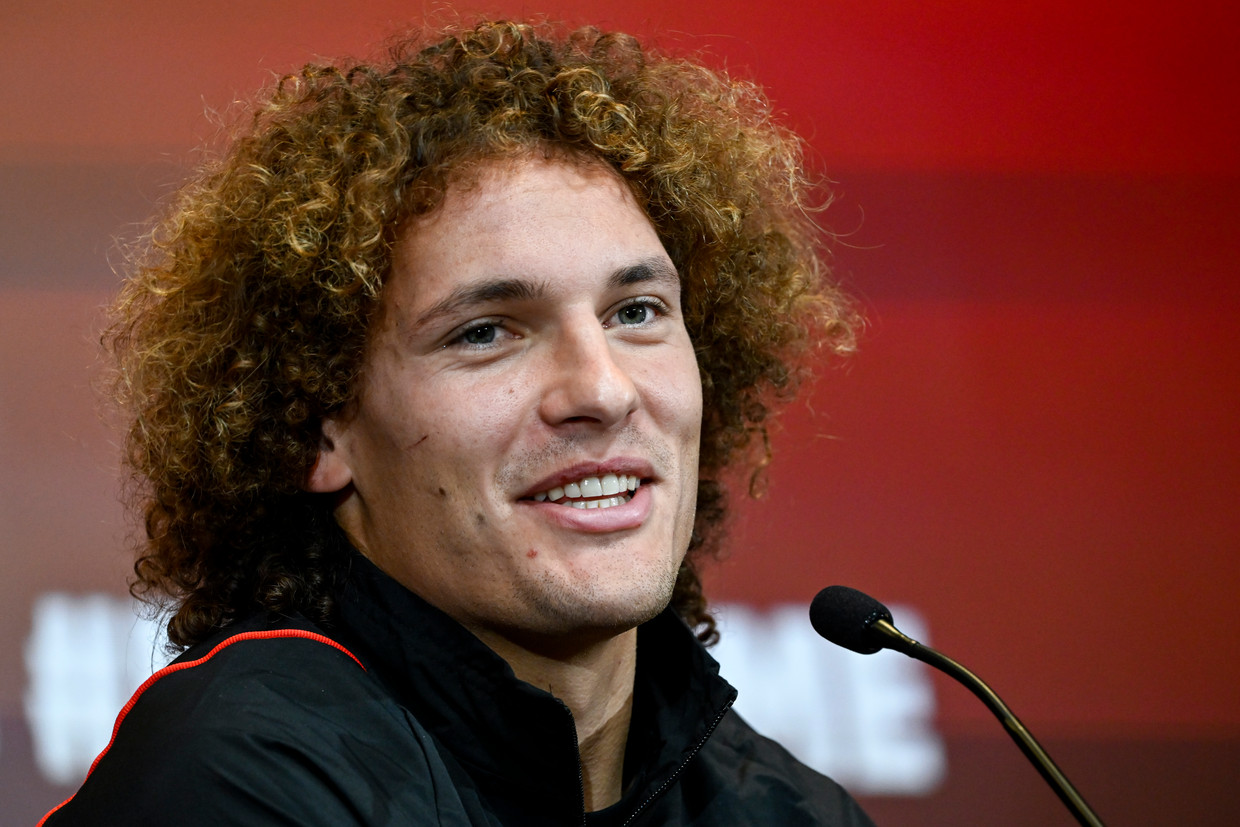 Rode Duivel Wout Faes geniet van hoge intensiteit in Engeland: ‘Op ...