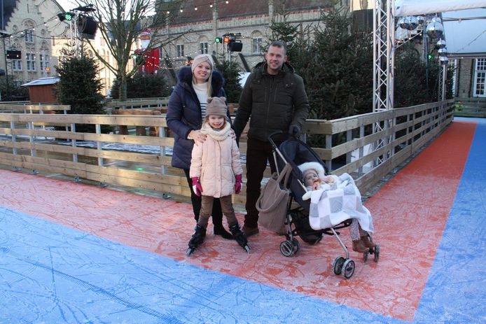 ‘Winters Nieuwpoort’ met rolschaatspiste is geopend: “Dit is veel ...